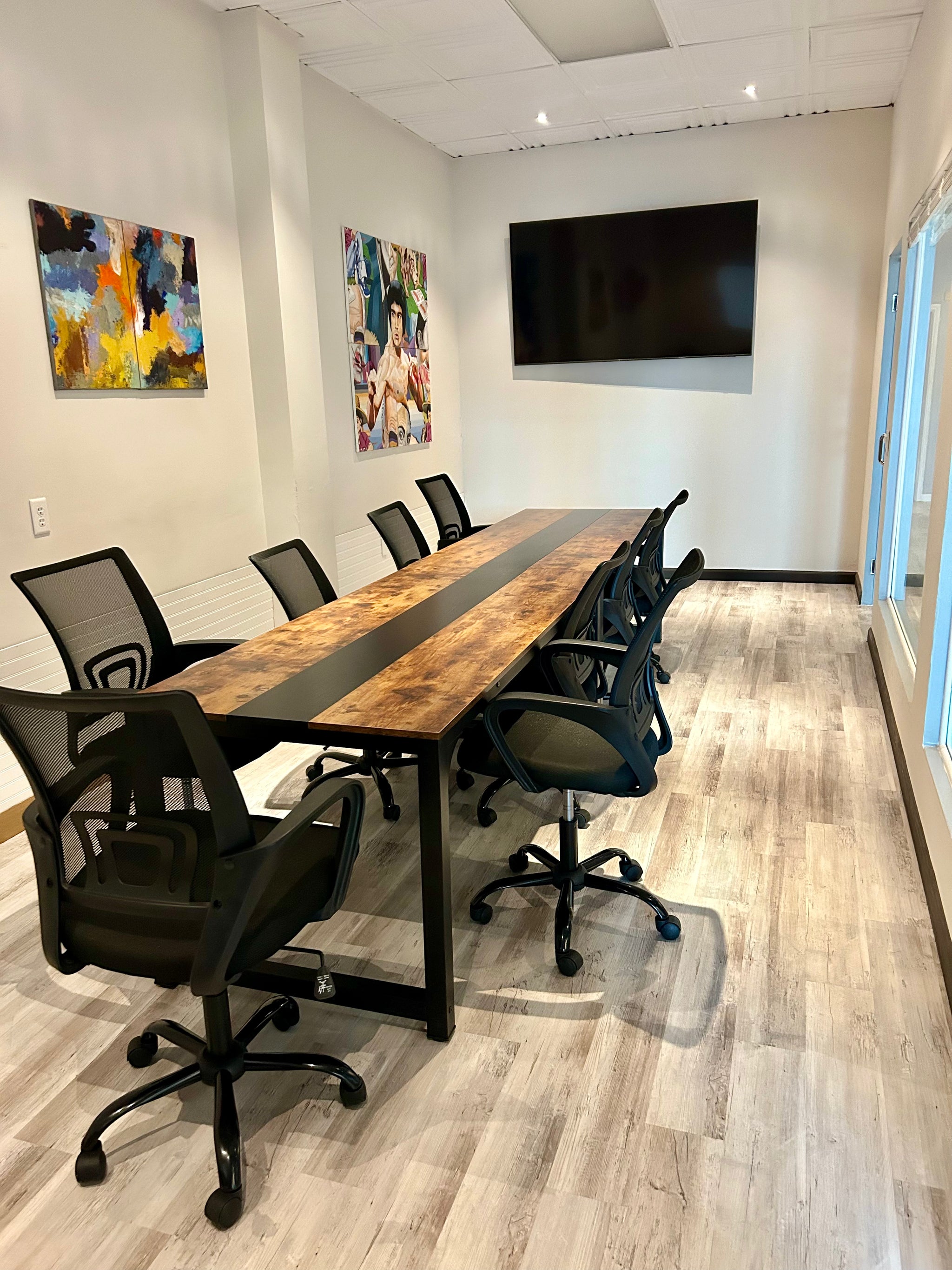 Coffee Shop Conference Room for Rent in The Energy Corridor of Houston